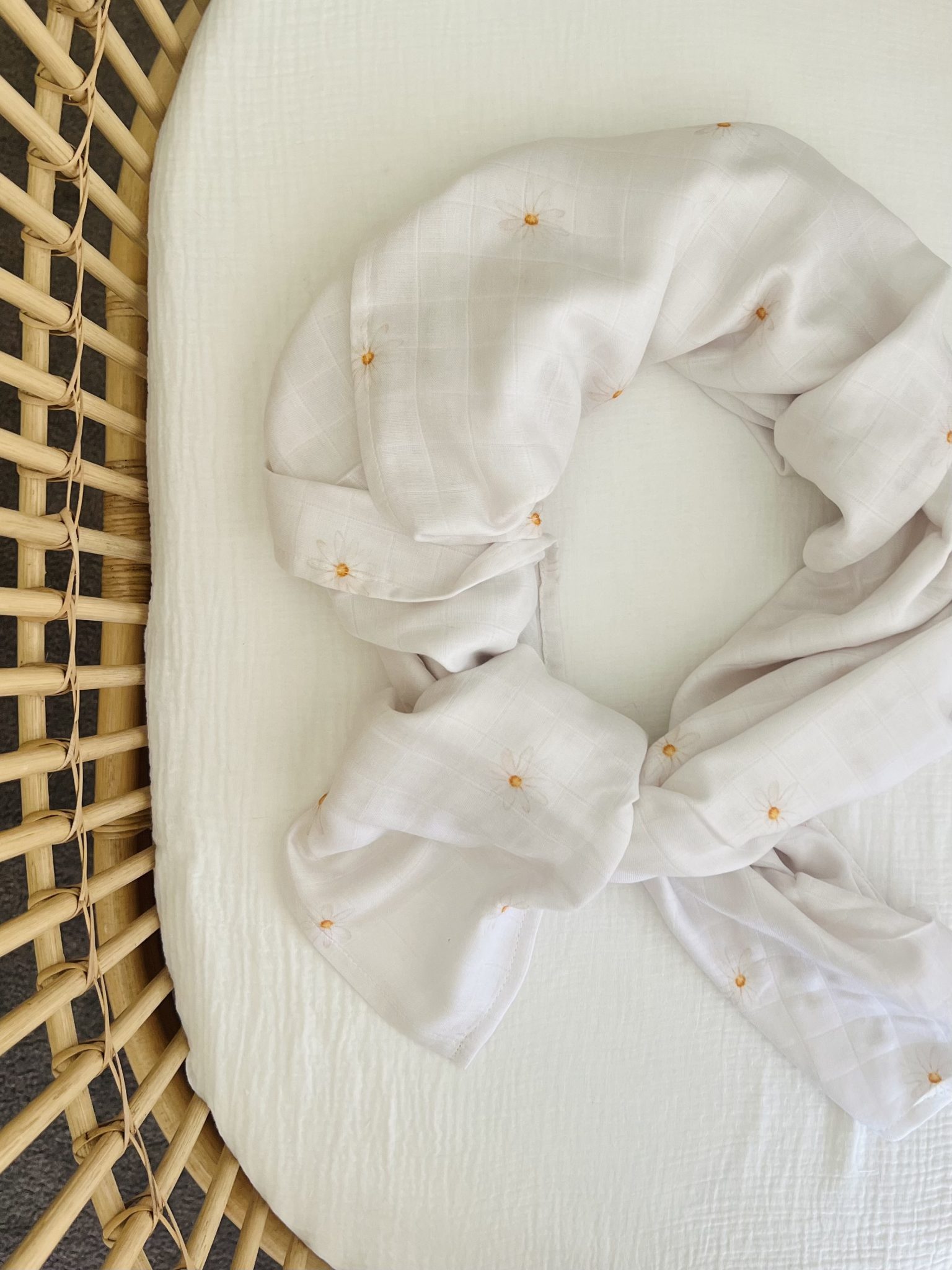 Mini & Me Bamboo Muslin Wrap Daisy | Perth | Babyroad