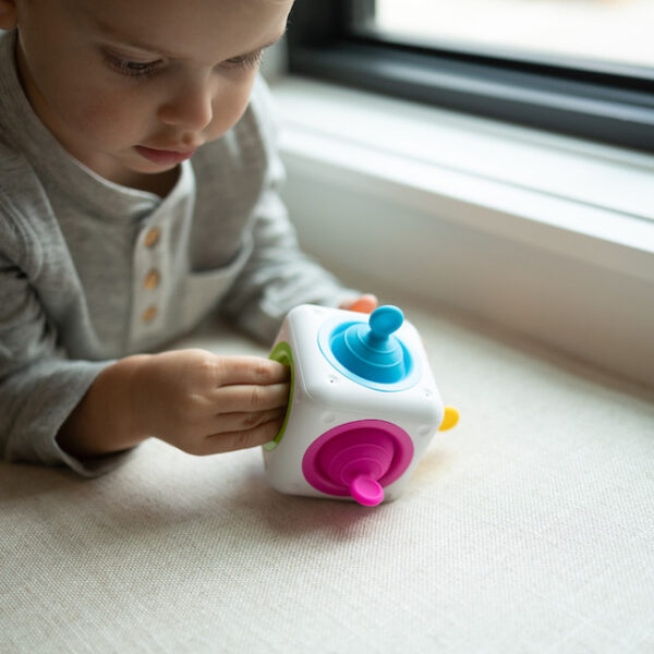 Fat Brain Tugl Cube | Babyroad