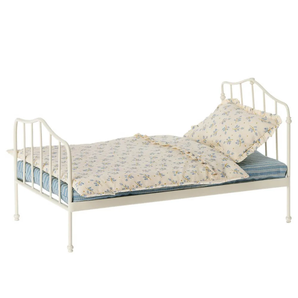 Maileg Miniature Bed Mini Blue | Babyroad