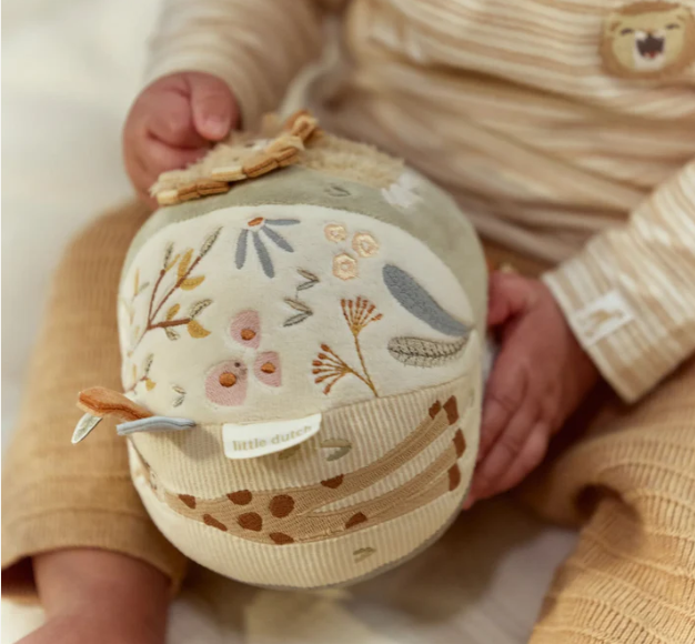 Little Dutch Activity Ball | Babyroad